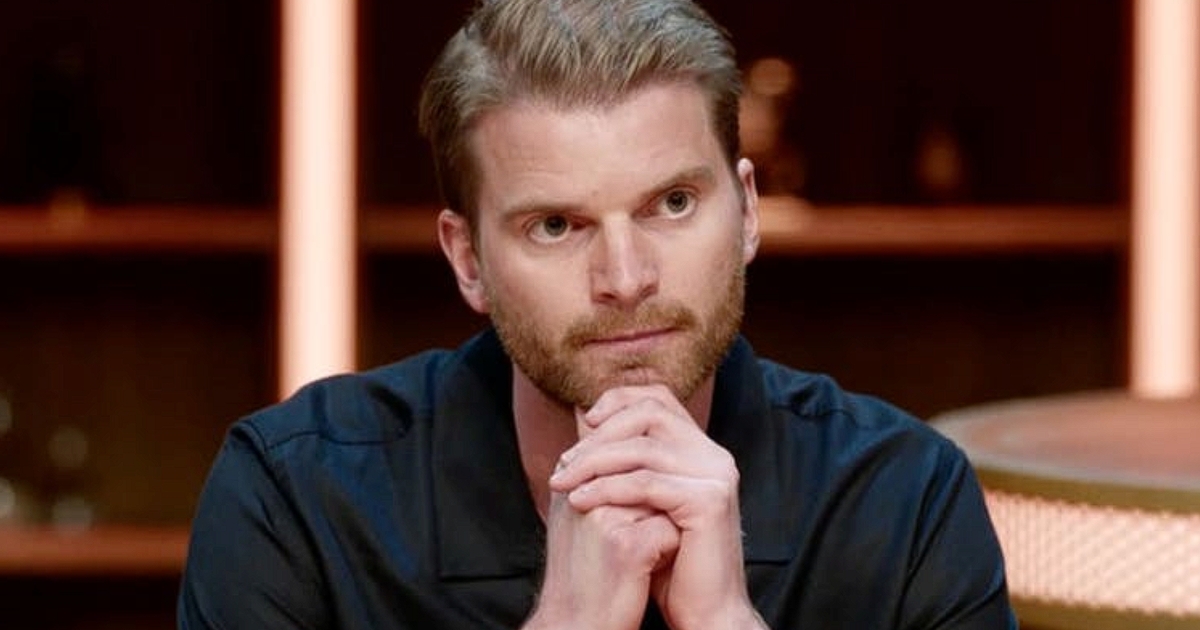 Lucas Simonsson nära tårar i TV4:s "Förrädarna" - känner sig utpekad ...