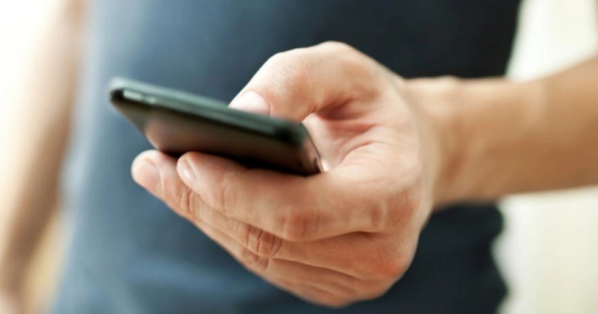 Du bør slukke telefonen minimum én gang om ugen: Når du hører grunden ...