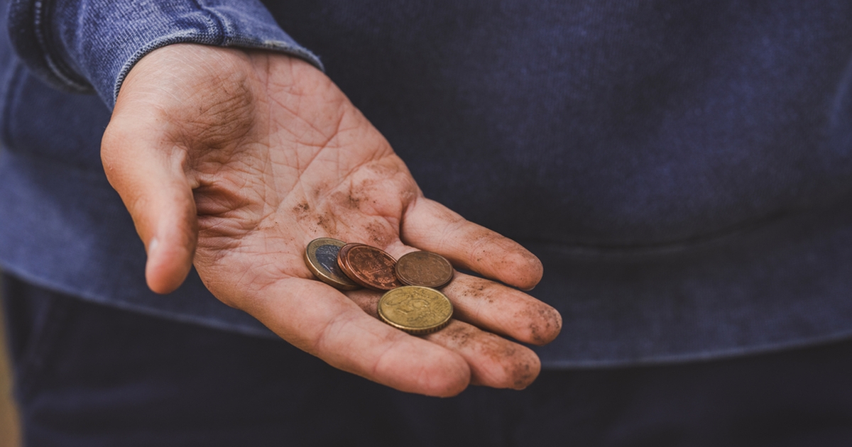 Folk der er vokset op i fattigdom, bærer ofte disse 9 vaner med sig ind ...