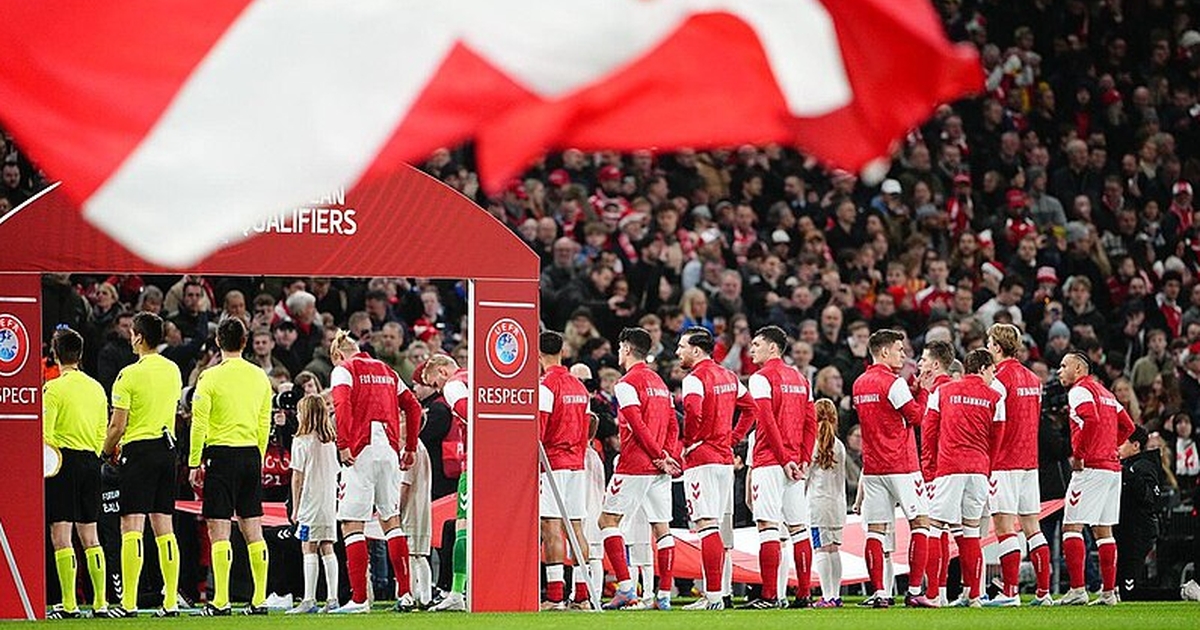 New Rule for EURO 2024: Referees Will Communicate Only with Two ...