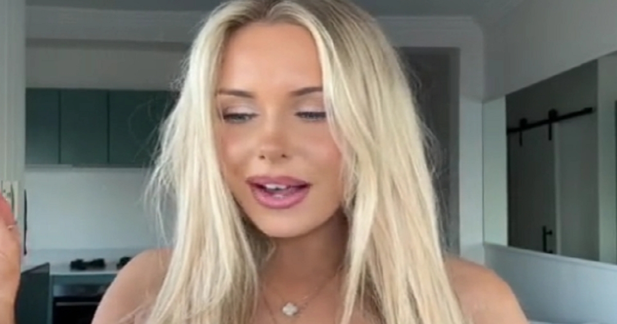 Emma måtte få ned kofferten fra bagasjerommet på flyet: Så skjedde ...