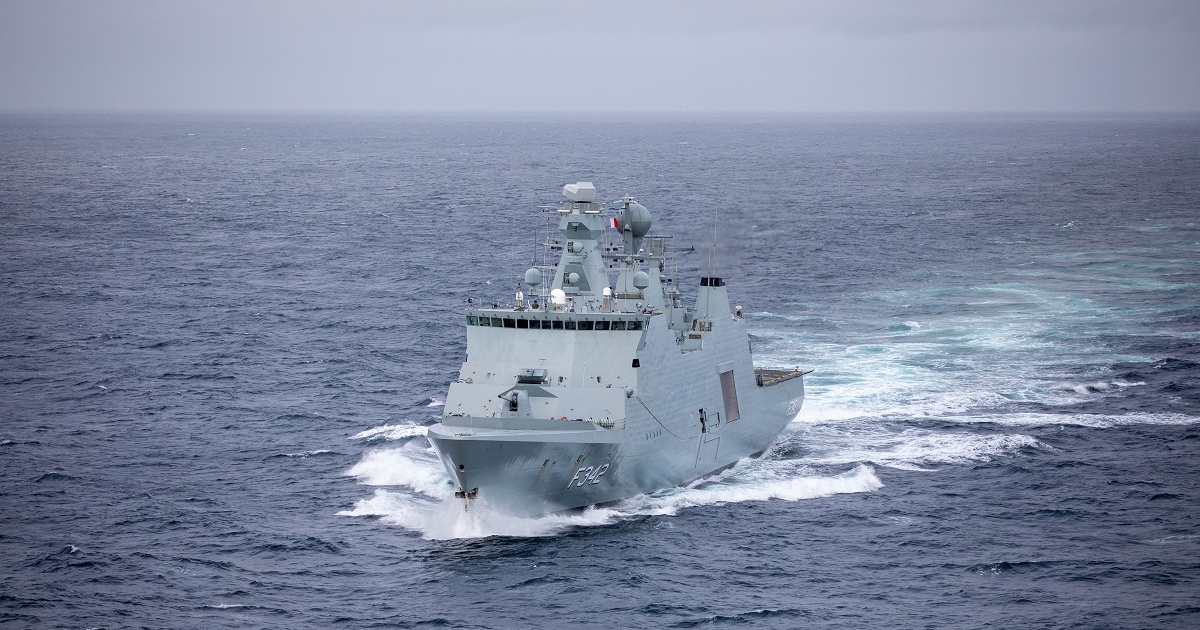 Krigsskib vender hjem til Aarhus: Inviterer til åbent skib