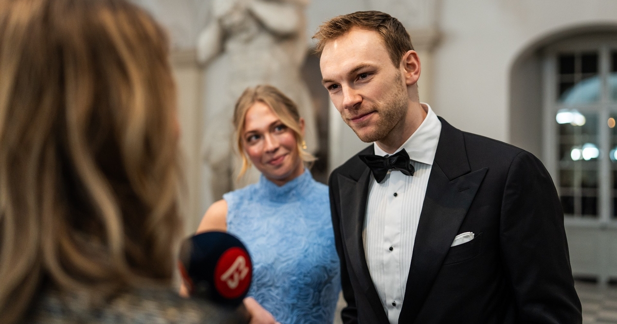 Mathias Gidsel overraskede på slottet: Stillede Dronning Mary dette ...