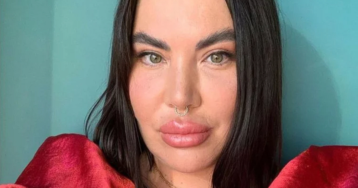 39-Year-Old Russian Blogger Announces Presidential Candidacy in Russia