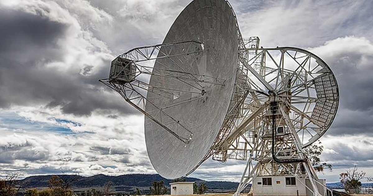 Unprecedented Radio Signal Detected from Space: A Never-Before-Seen ...