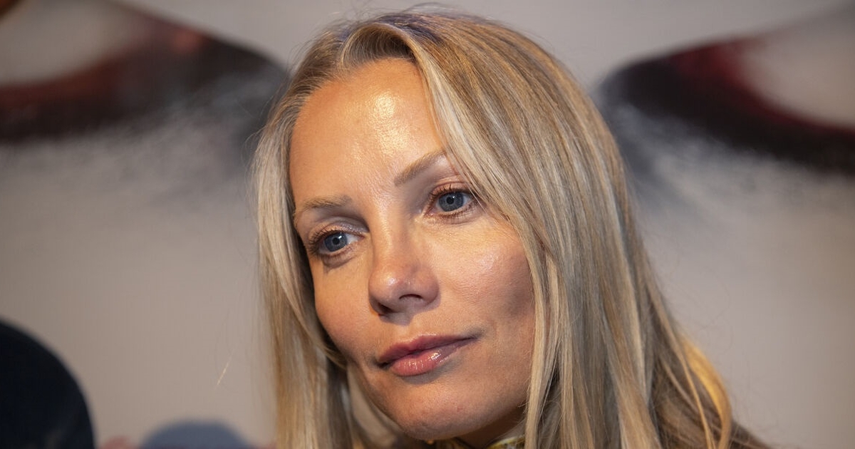 Caroline Fleming single igen