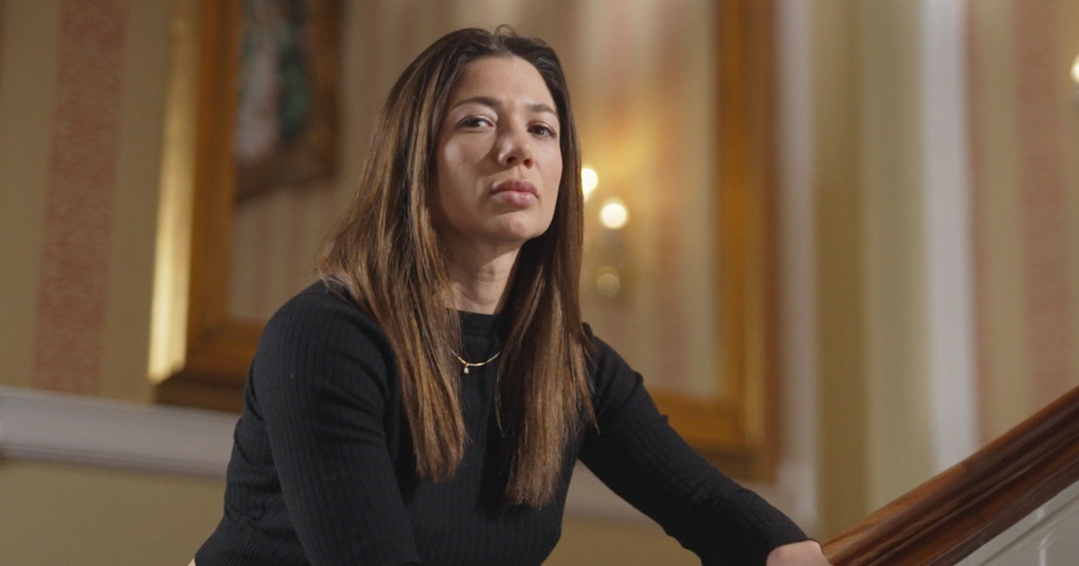 TV 2-stjernen Sarah Mahfoud afslører: Det er slut