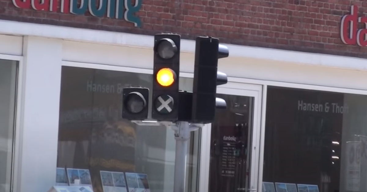 Chokerende få trafikanter ved hvad dette signal betyder: Det er ikke ...