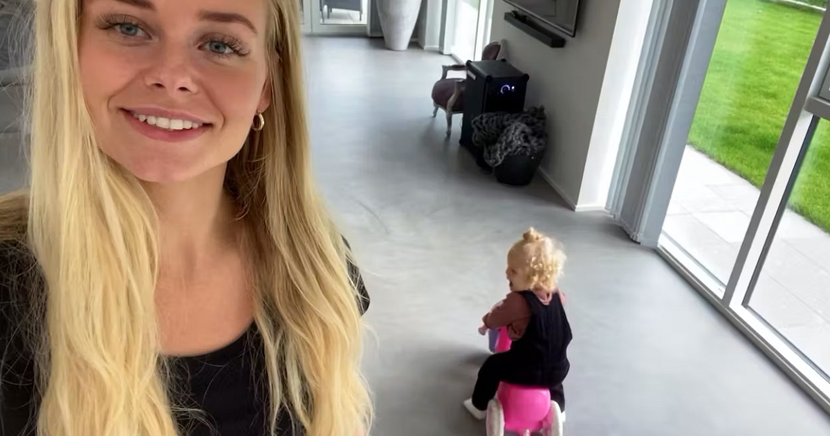 Stor glæde: “De Unge Mødre”-Julie Elgaard har født