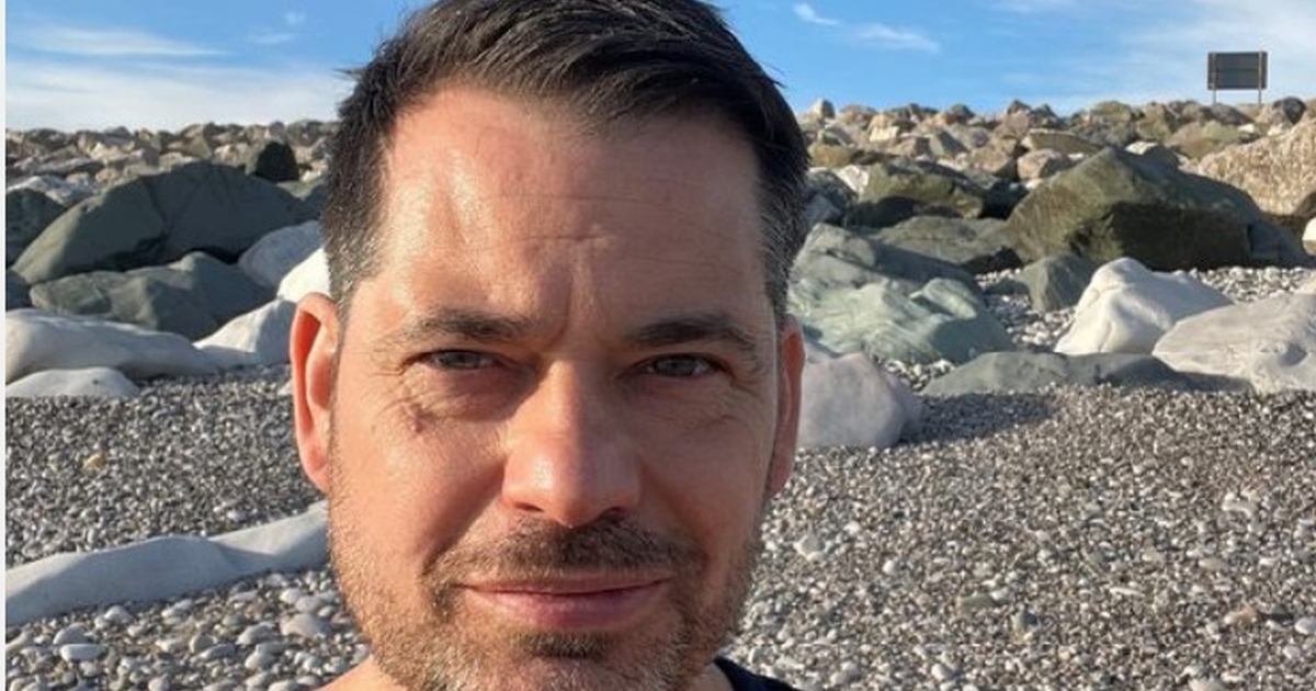 Afslører vild forandring: Sådan tabte han over 30 kg til næsten ingen penge