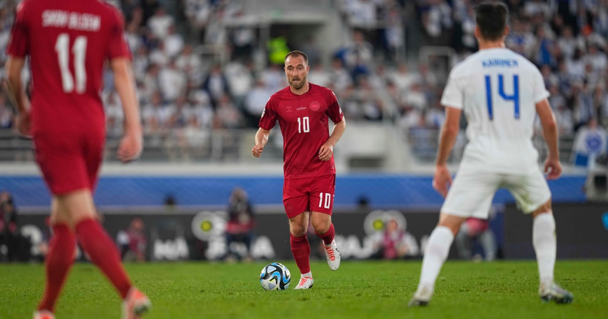 Spillet på banen har været svingende - men alligevel fortsætter landsholdets vilde stime