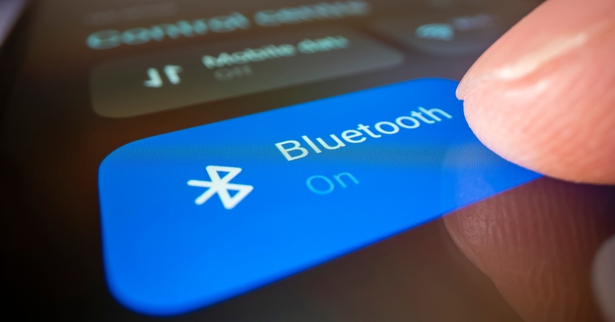 Police Warn About Keeping Bluetooth On, 'Avoid Bluesnarfing'