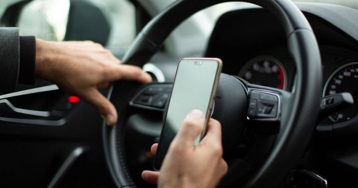 Ny metode: Slik kan politiet oppdage at du bruker telefonen bak rattet