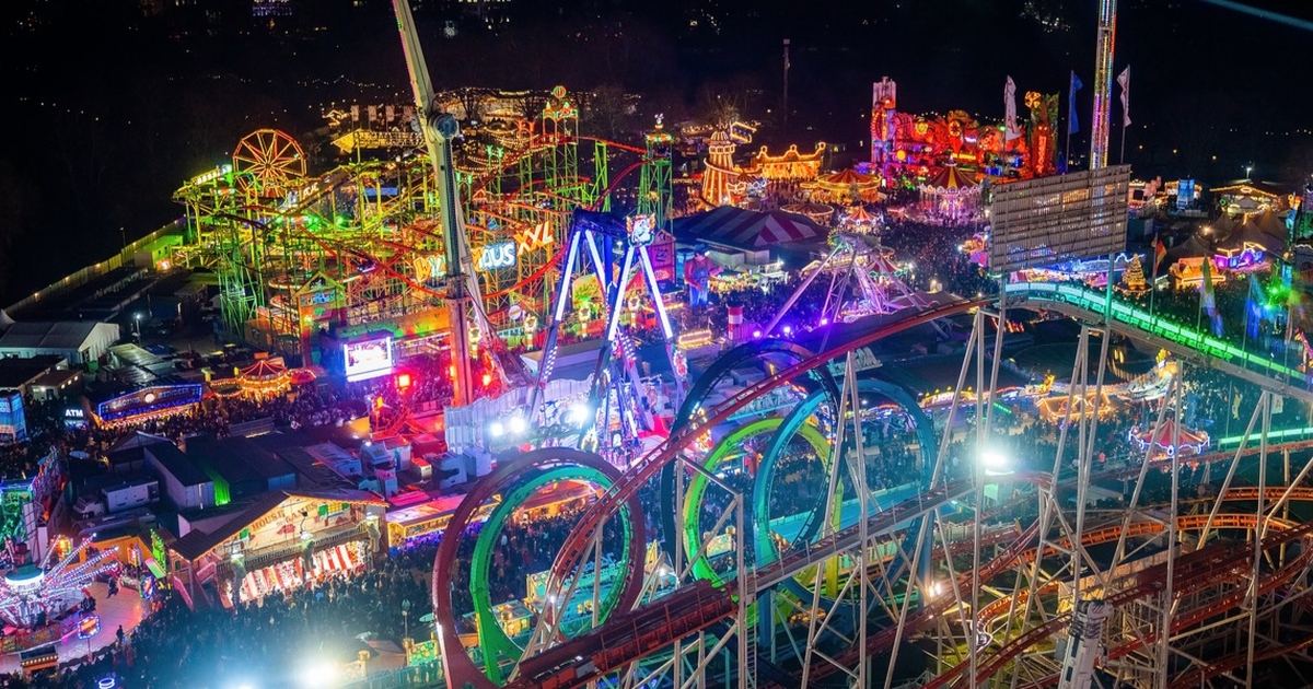 Snoren knækker i forlystelse: Efterlader passagerer hængende i luften