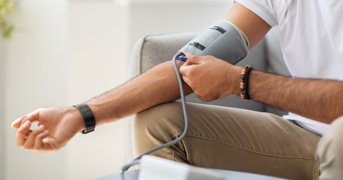 Læge afslører: Den vigtigste vane, du skal bryde, hvis du har forhøjet blodtryk